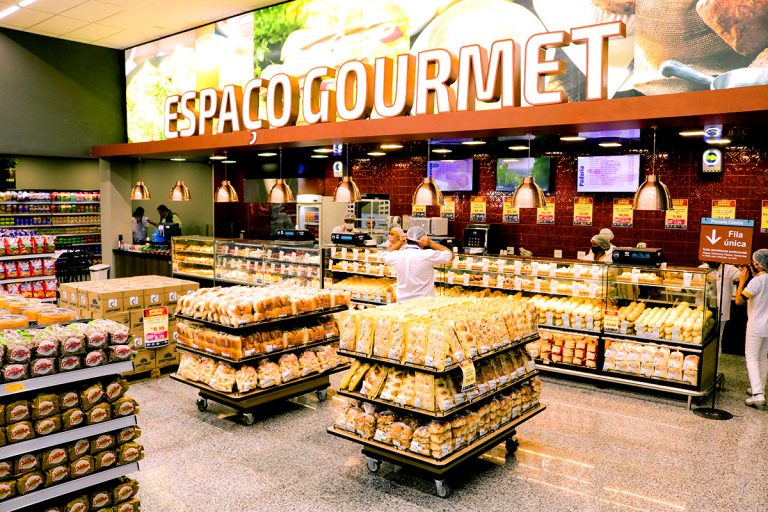 Área de experiência e convivência em Supermercados - Promarket